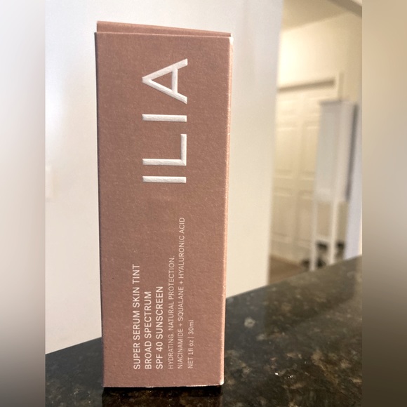 ILIA | Makeup | Ilia Super Serum Skin Tint Spf 4 In St9 Paloma Mediumneutral Undertones New ...